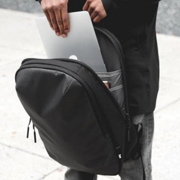 Aer | Bags | Like New Aer Day Pack Black Work Everyday Travel Backpack ...